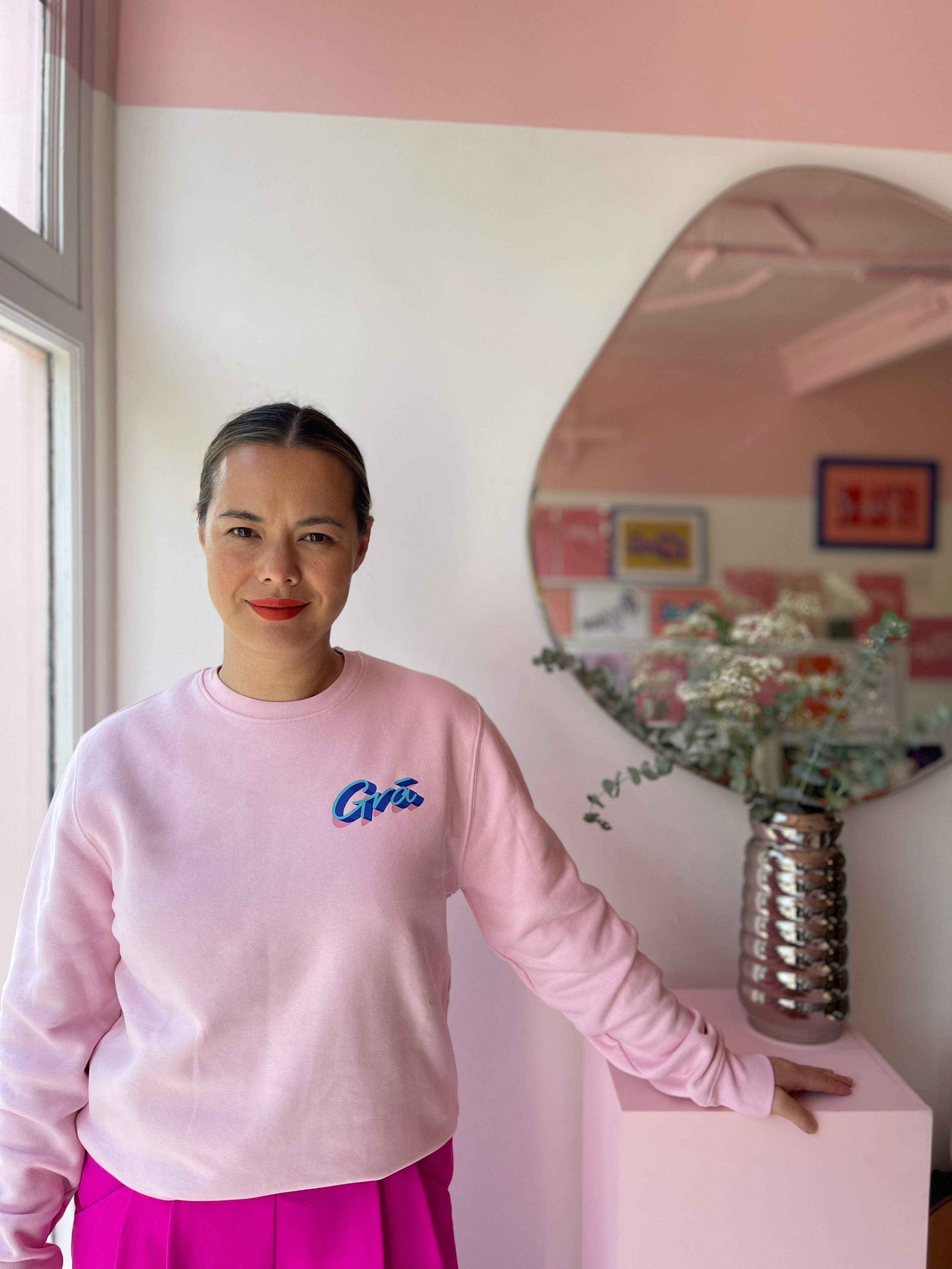 Grá Sweater/Geansai – April & The Bear